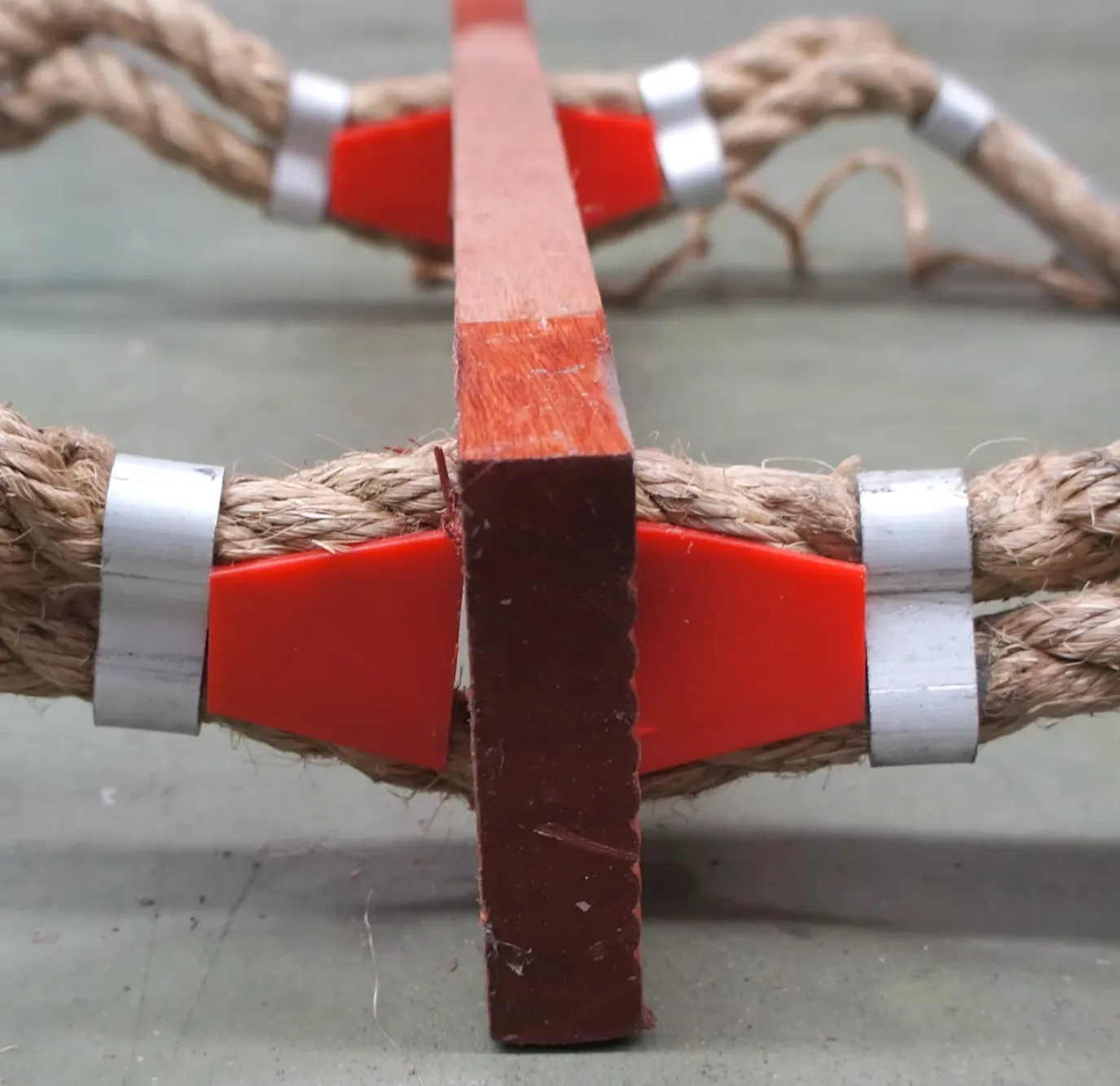 Pilot Ladder Manufacture Hand Whipping Vs Metal Clamps